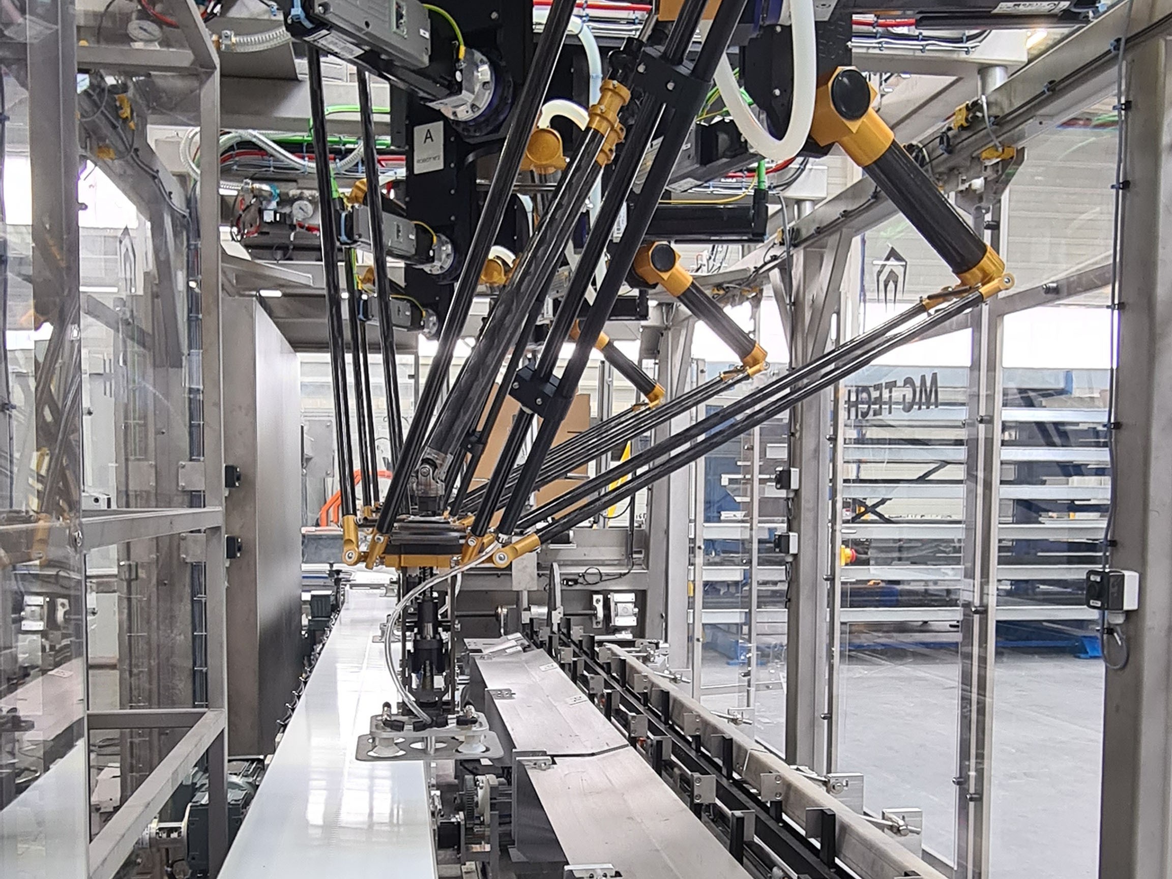 Wrap-around case packer | MG Tech